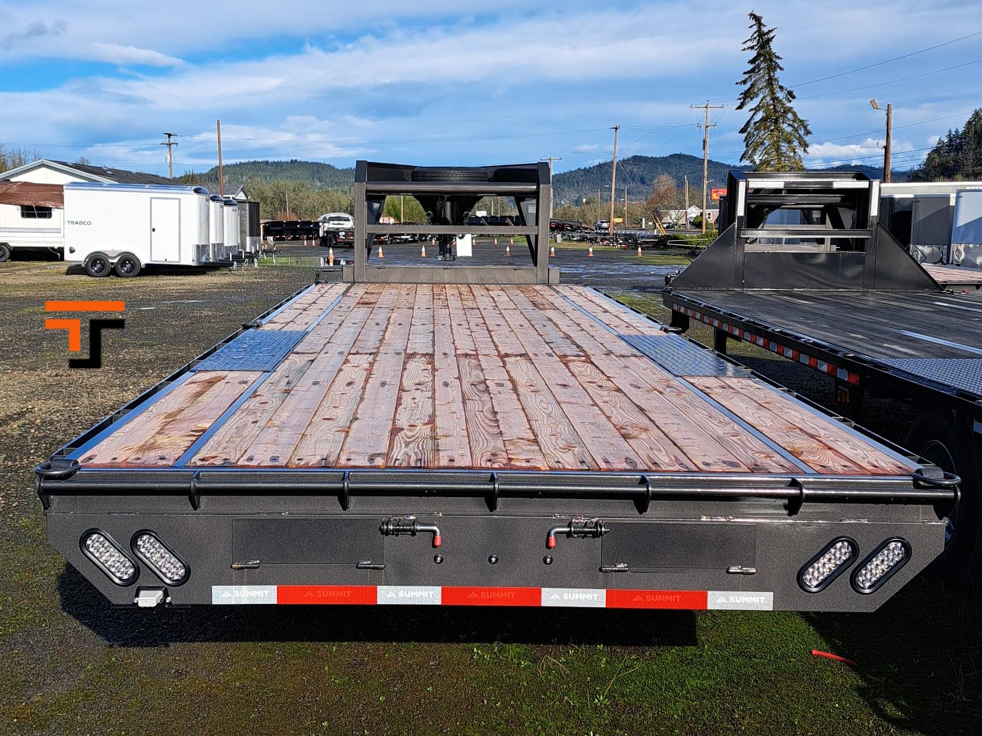 ON SALE - Summit 8.5x20 14K - Gooseneck Deckover Equipment Trailer- Denali Pro